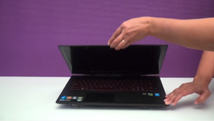 How to open the lid of laptop? - KAKA IIT